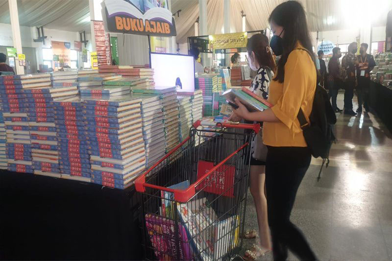 'Big Bad Wolf' kembali hadir setelah dua tahun vakum | big-bad-wolf ...