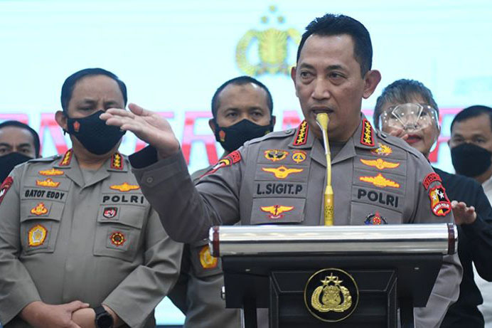 Kapolri: Ada laporan tak perlu ditegur langsung copot | kapolri-ada ...