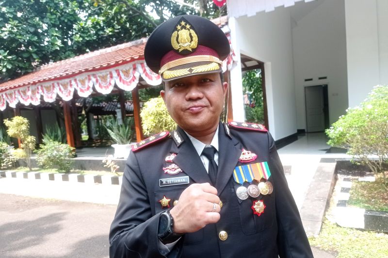 Polres Lebak tangkap pembuang dua mayat di kebun karet | polres-lebak ...