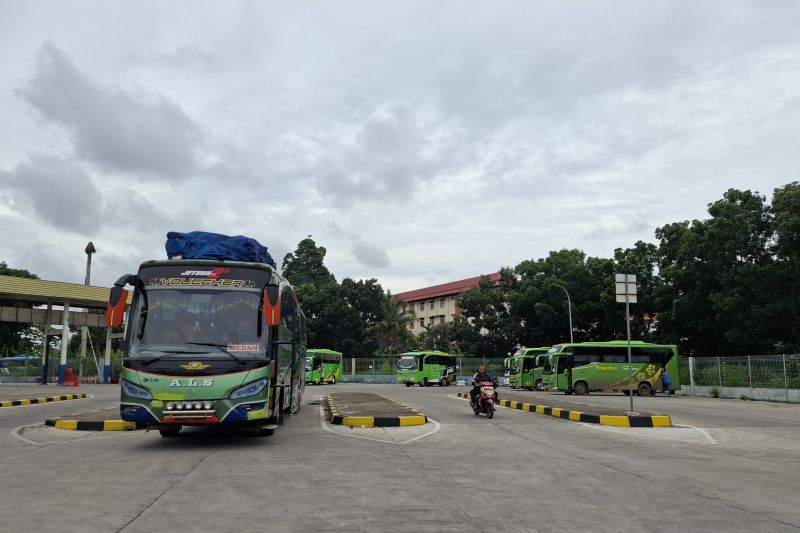 BPTD Lampung segera tertibkan terminal bayangan di Terminal Rajabasa ...