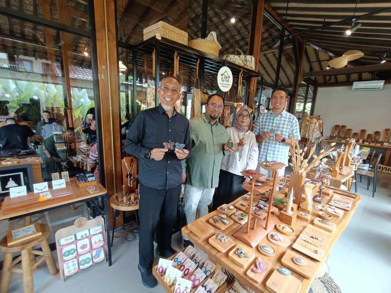 Pertamina Patra Niaga dan media Sumbagsel kolaborasi dorong UMKM binaan ...